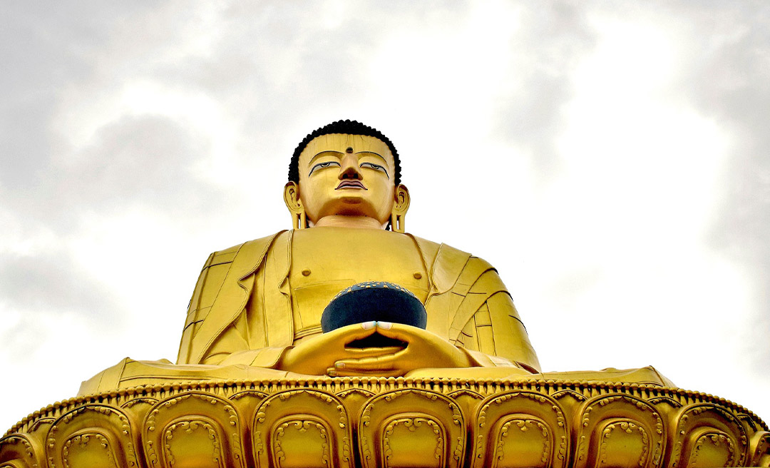 Tibetan Statue Making - Tibet Universal Travel & Tours